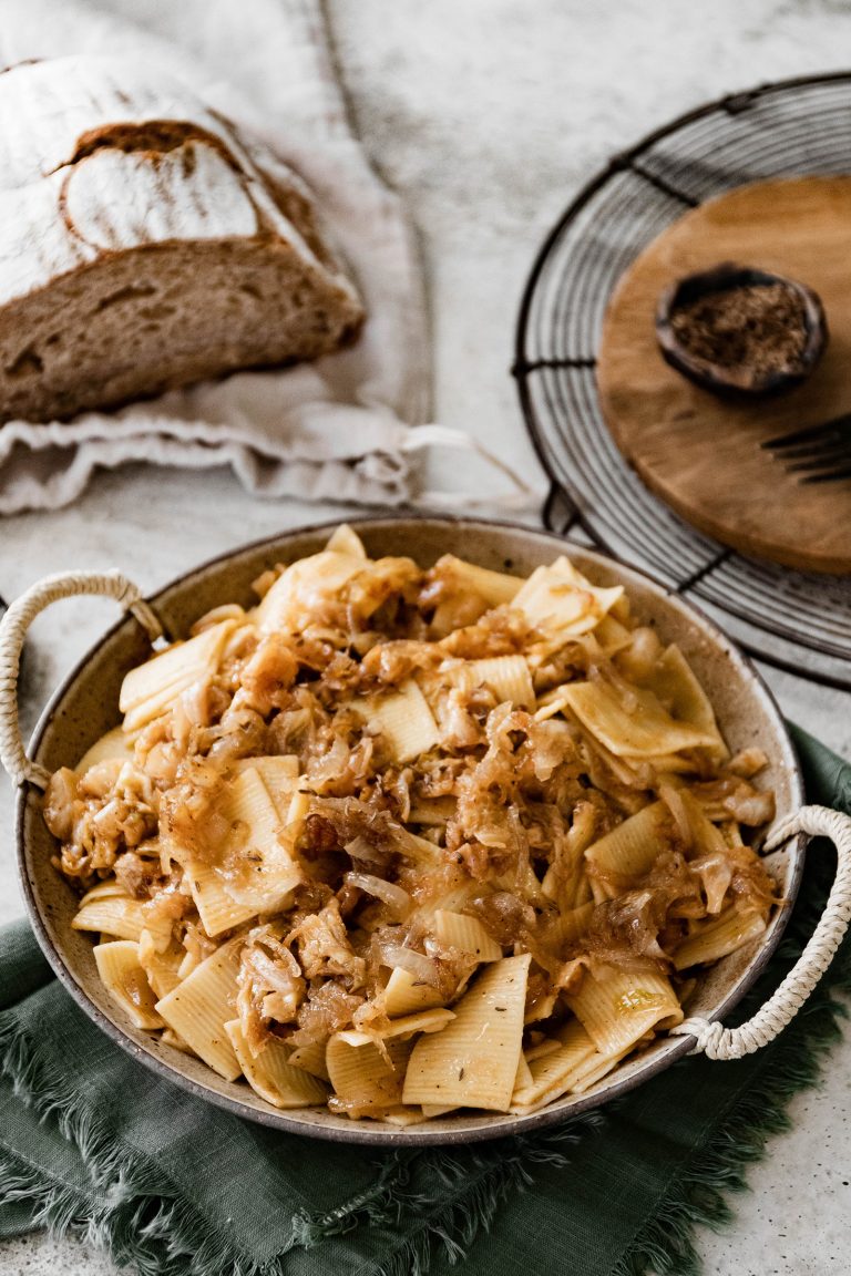 Caramelized Cabbage and Onion Pasta - Mogwai Soup Blog